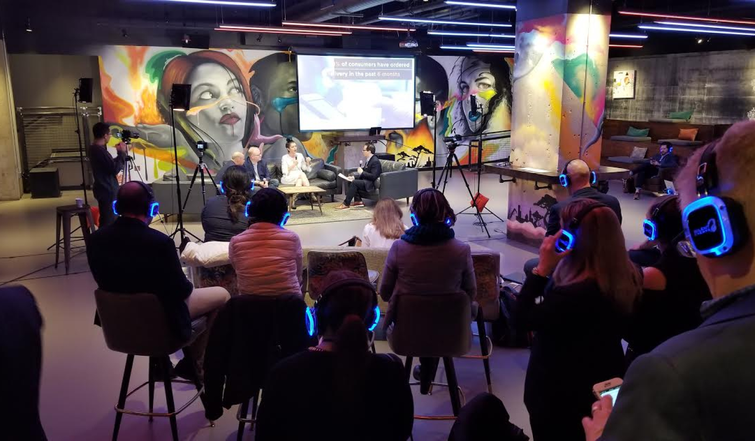 Silent Disco Rental Equipment – Silent Disco Headphone Set - Conference ...